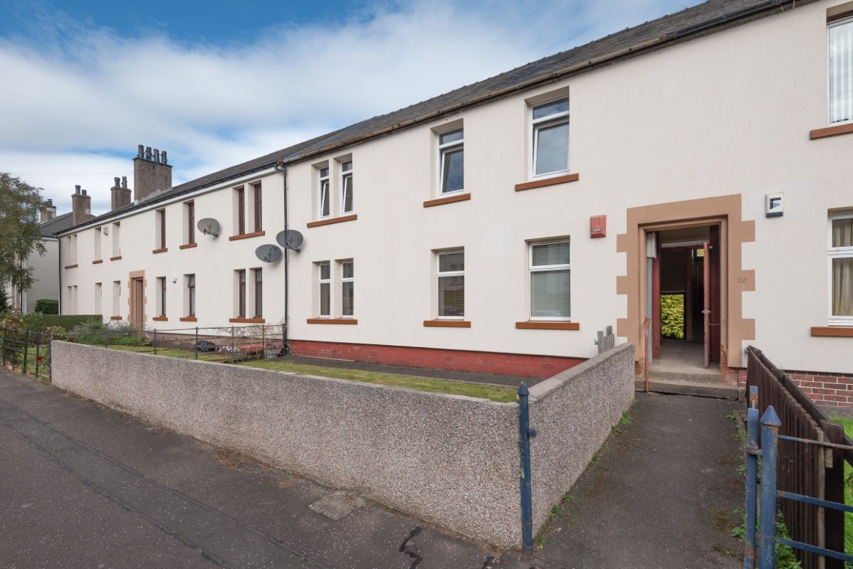 Flat For Sale in Dundee - 25A Barnes Avenue Dundee DD4 9AG - TSPC