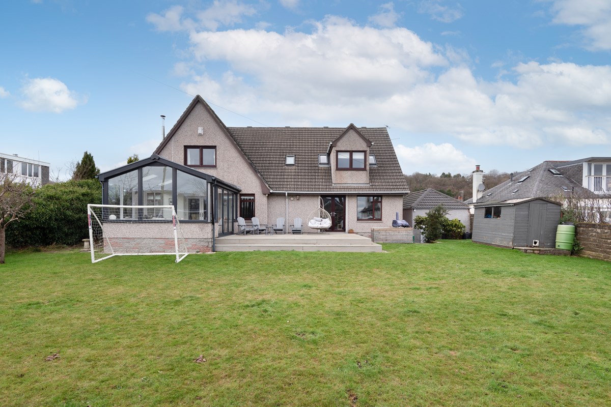 Villa For Sale in Dundee - 20 Kelso Place Dundee DD2 1SL - TSPC