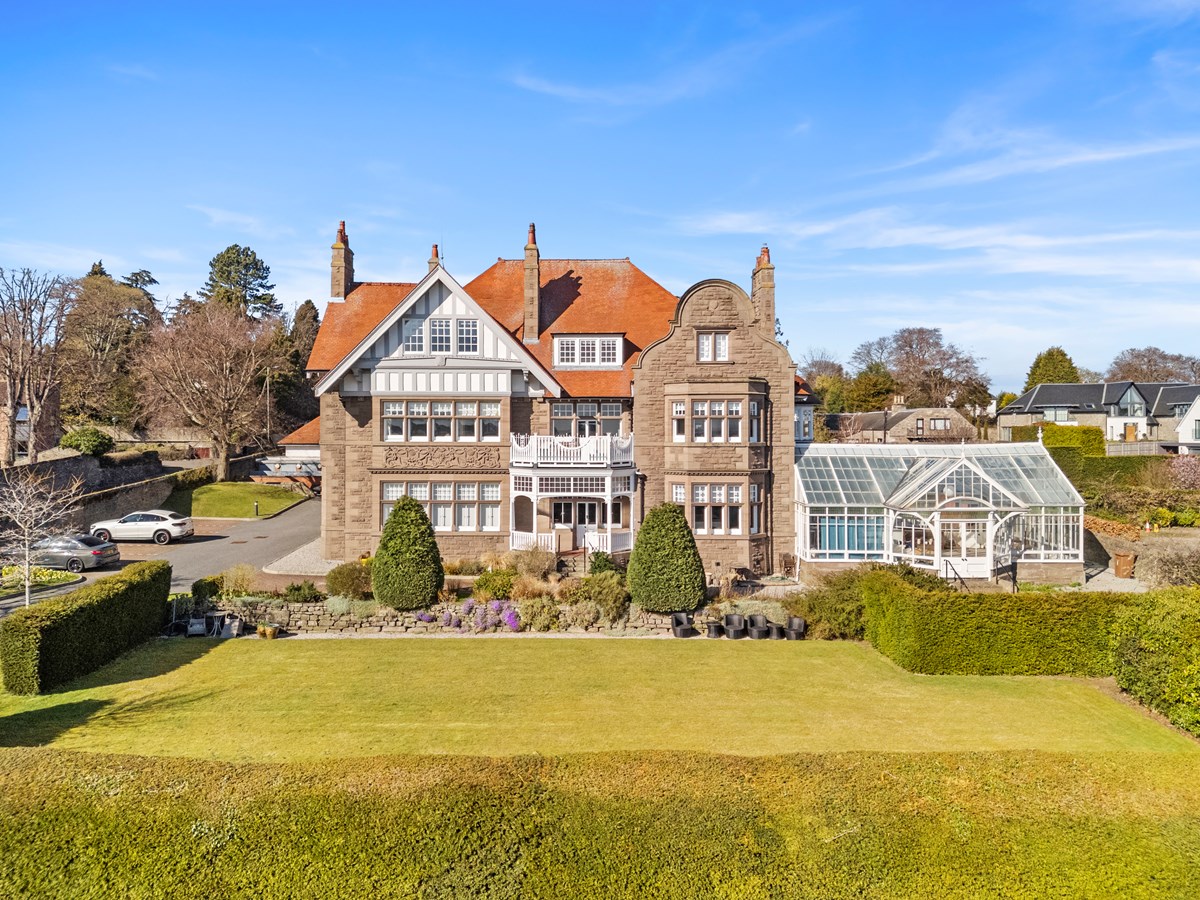 Maisonette For Sale in 26 Victoria Road - One Aystree 26 Victoria Road ...
