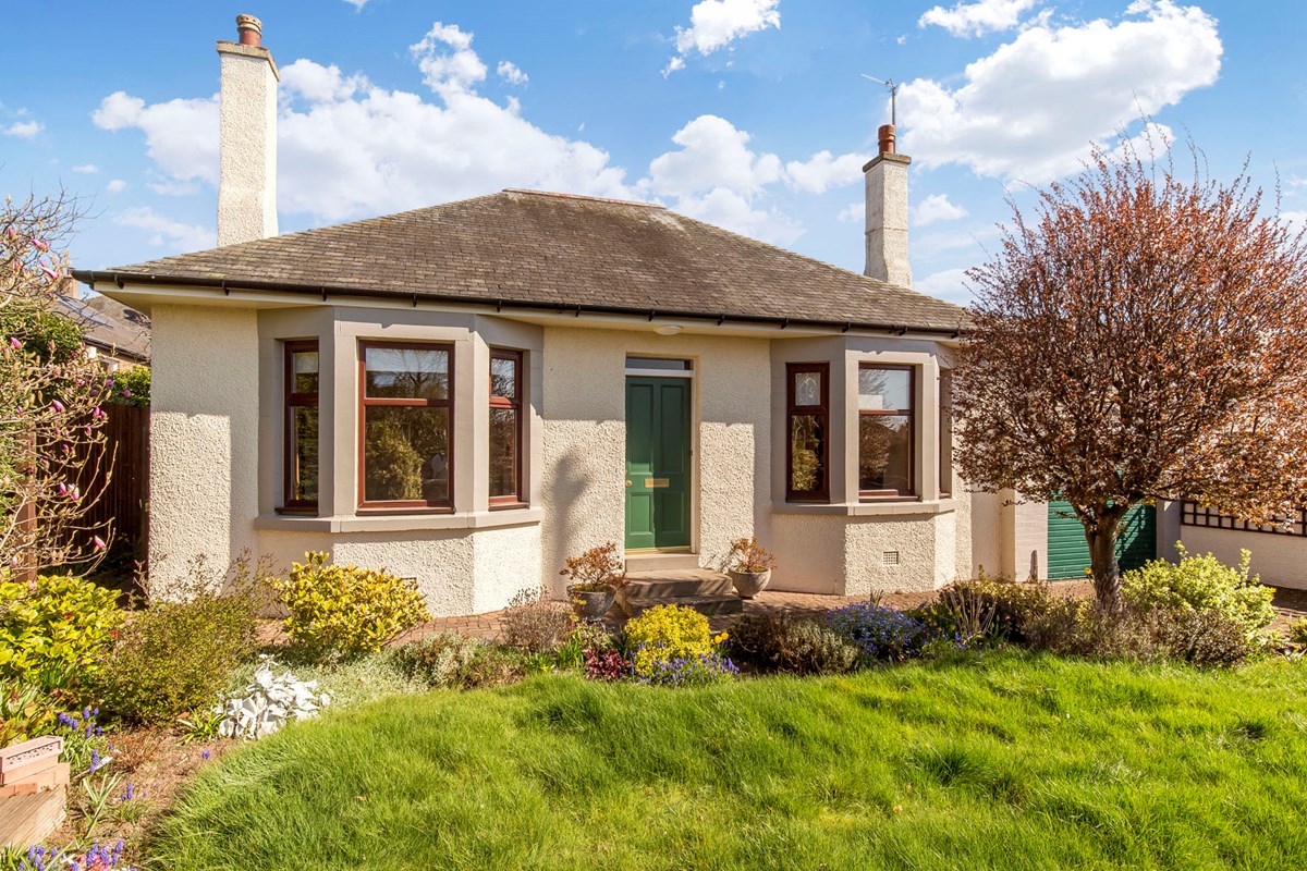 Bungalow For Sale in Monifieth - 2 South Balmossie Street Monifieth DD5 ...