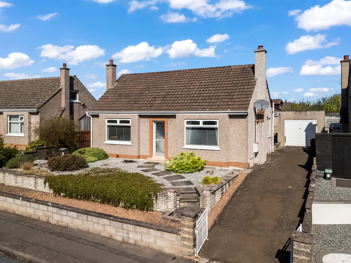 Bungalow For Sale in Dundee - 56 Dalrymple Terrace Dundee DD2 2EH - TSPC
