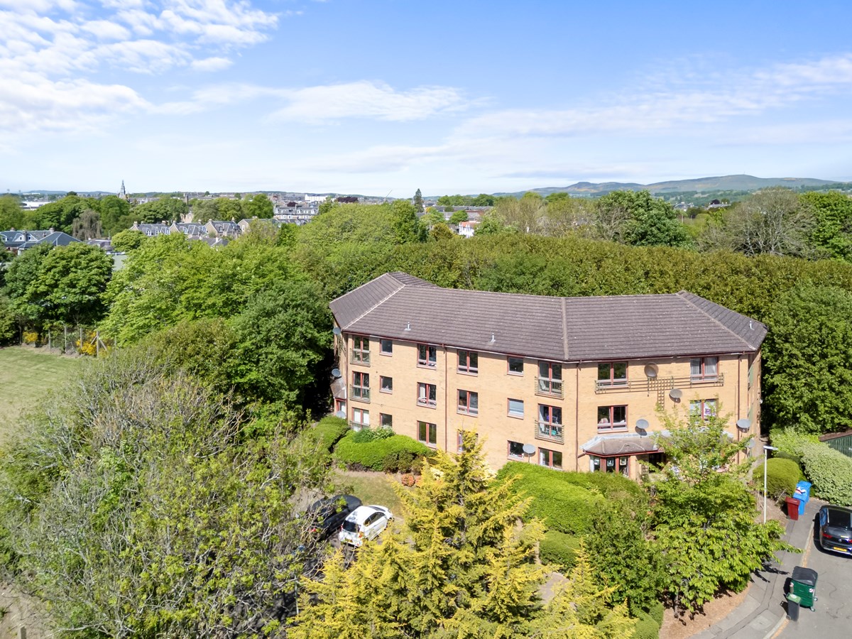 Flat For Sale in 45 Abercorn Street - Flat B 45 Abercorn Street DD4 7FA ...