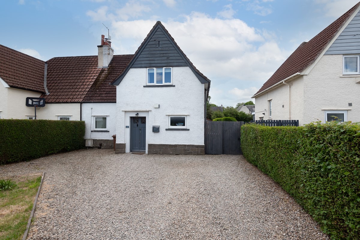 Villa For Sale in Dundee - 6 Bruce Road Dundee DD3 8LL - TSPC