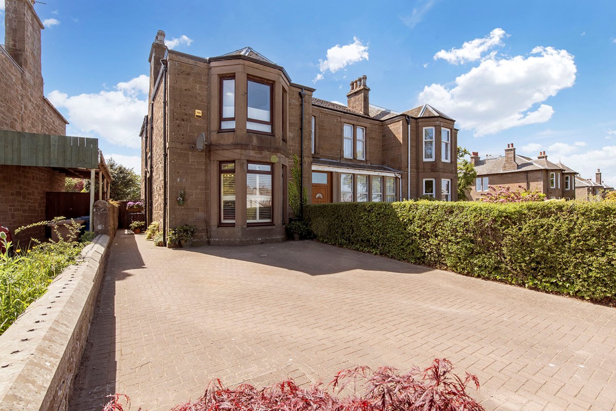 Villa For Sale in Dundee - 296 Strathmartine Road Dundee DD3 8PN - TSPC