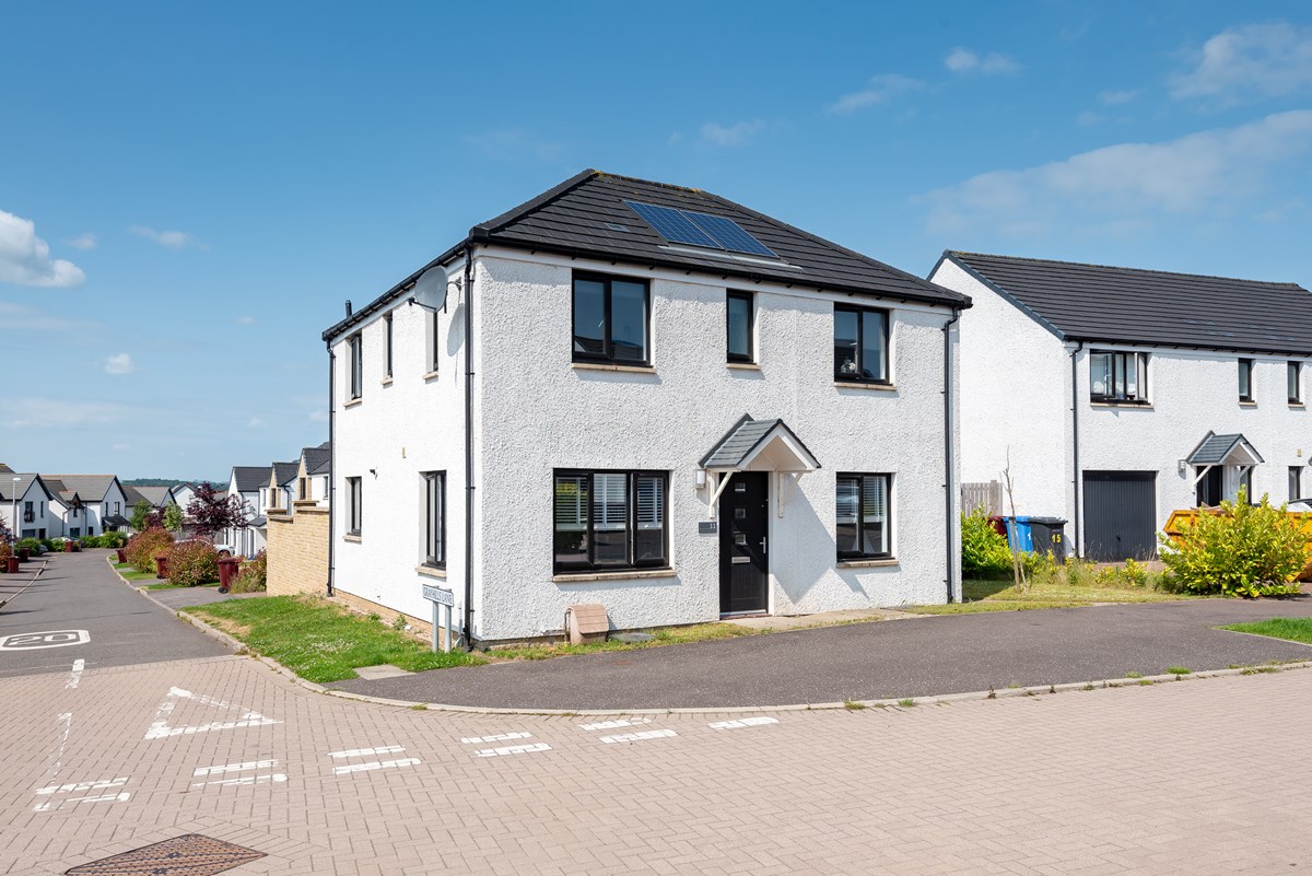 Villa For Sale in Dundee - 11 Braes Of Gray Road Dundee DD2 5FA - TSPC