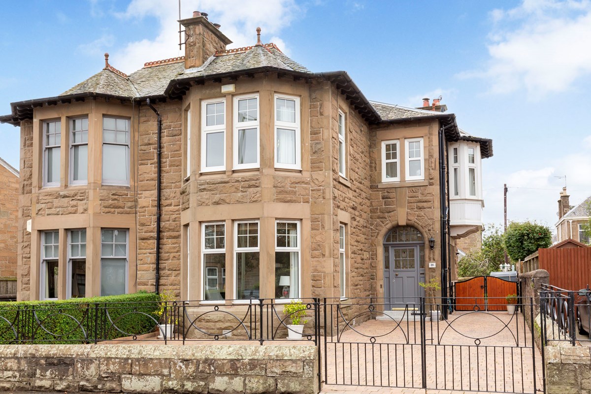 Villa For Sale in Dundee - 26 Lammerton Terrace Dundee DD4 7BL - TSPC