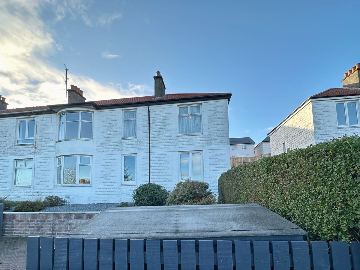 Flat For Sale in Dundee - 48 Mains Drive Dundee DD4 9BW - TSPC