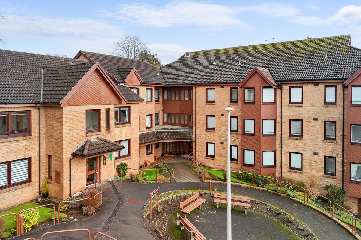 Flat For Sale in Broughty Ferry - 47 Regent Place Broughty Ferry DD5 ...